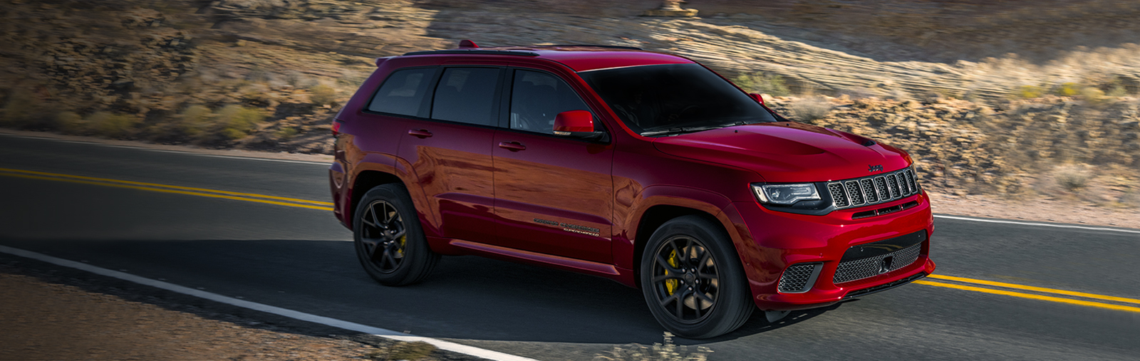 Saiba mais sobre o modelo Cherokee Trackhawk| Jeep PT